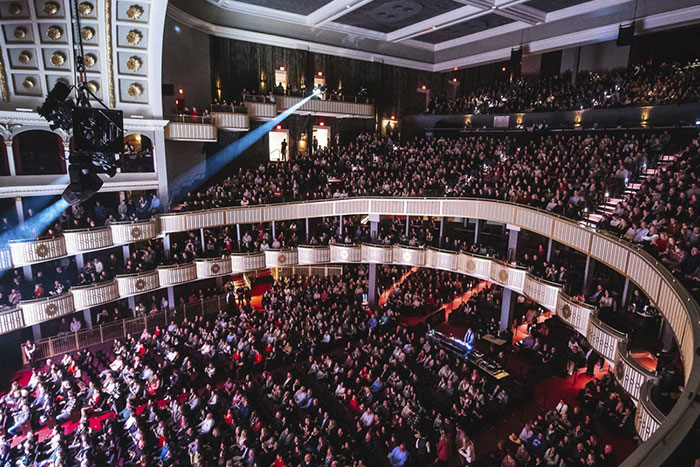 LN Clubs and Theaters